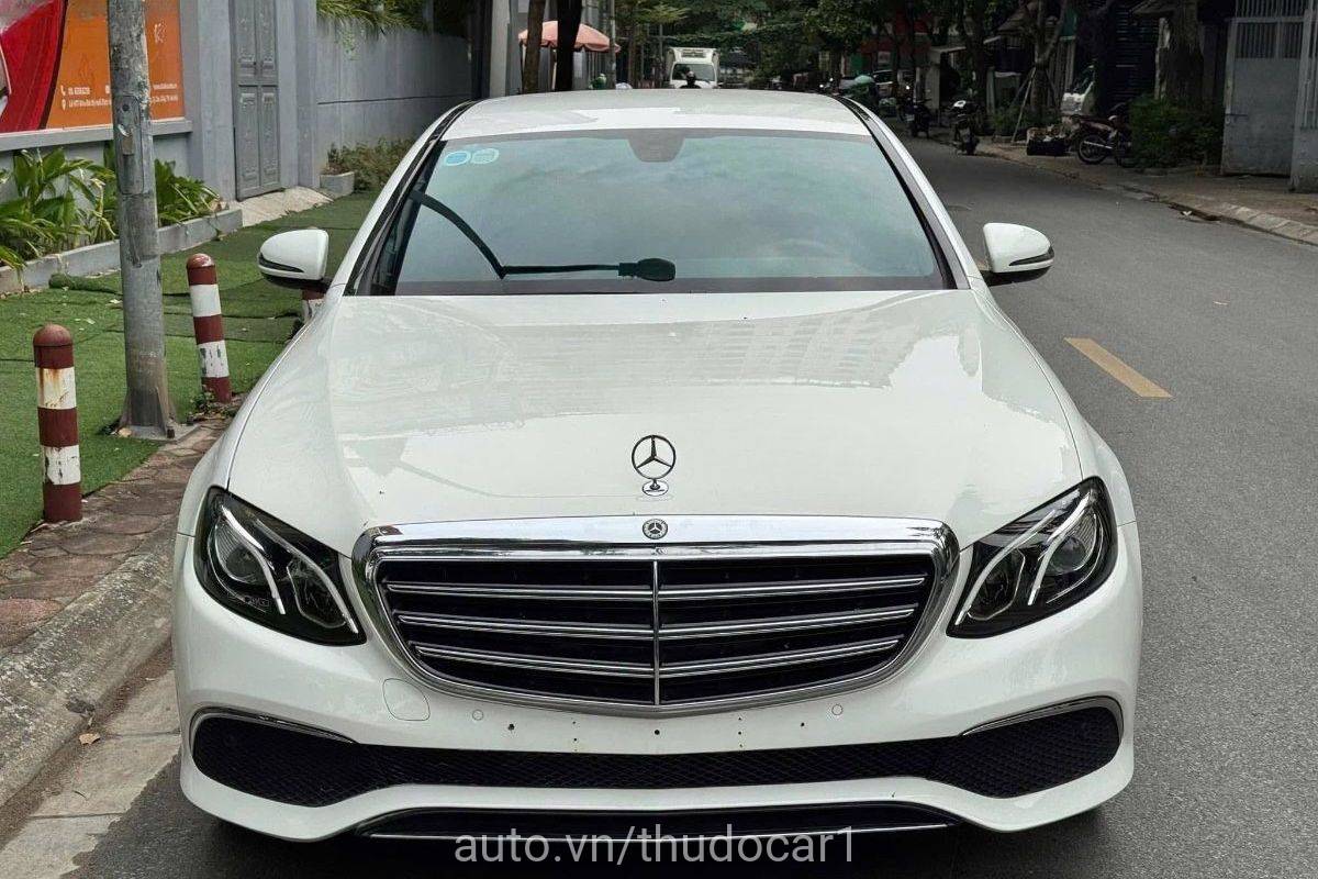 Bán ô tô Mercedes-Benz E-Class E200 2020 xe cũ 75.000km giá rẻ 1.350.000.000đ tại Hà Nội